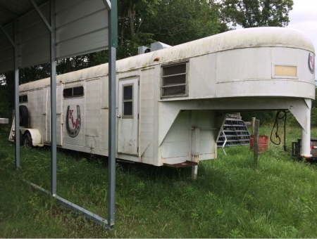 4 Horse Straight Load - MyHorseForSale.com Horse Trailers For Sale